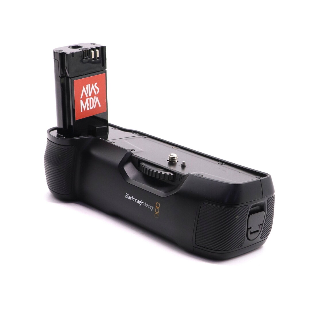 Батарейная ручка Blackmagic Pocket Camera Battery Grip для операторов