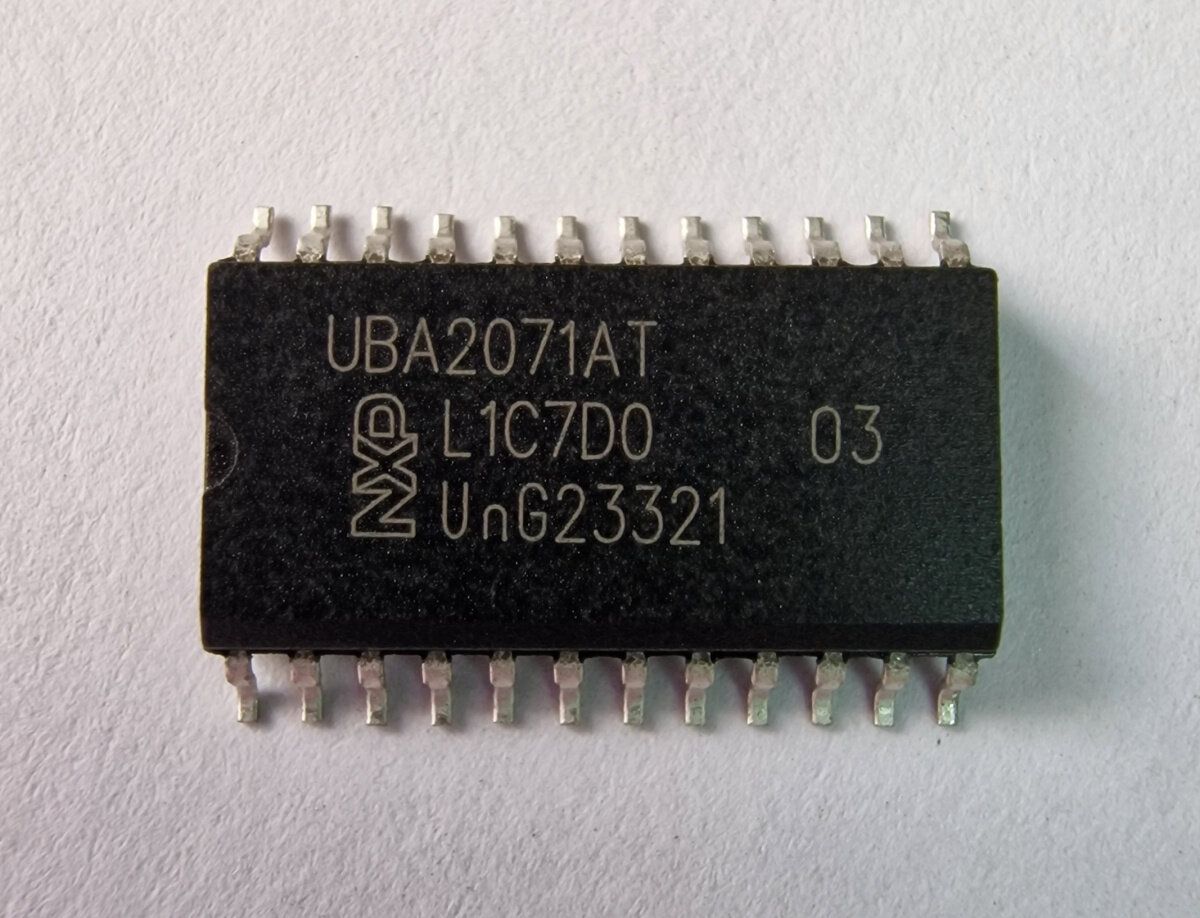 Микросхема UBA2071AT