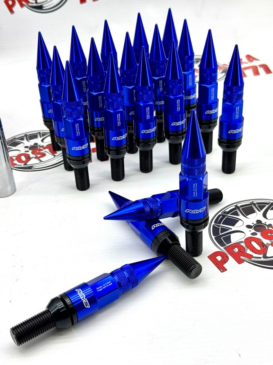 20шт Rays болты 14/1,25 (Blue) 88мм пики пули