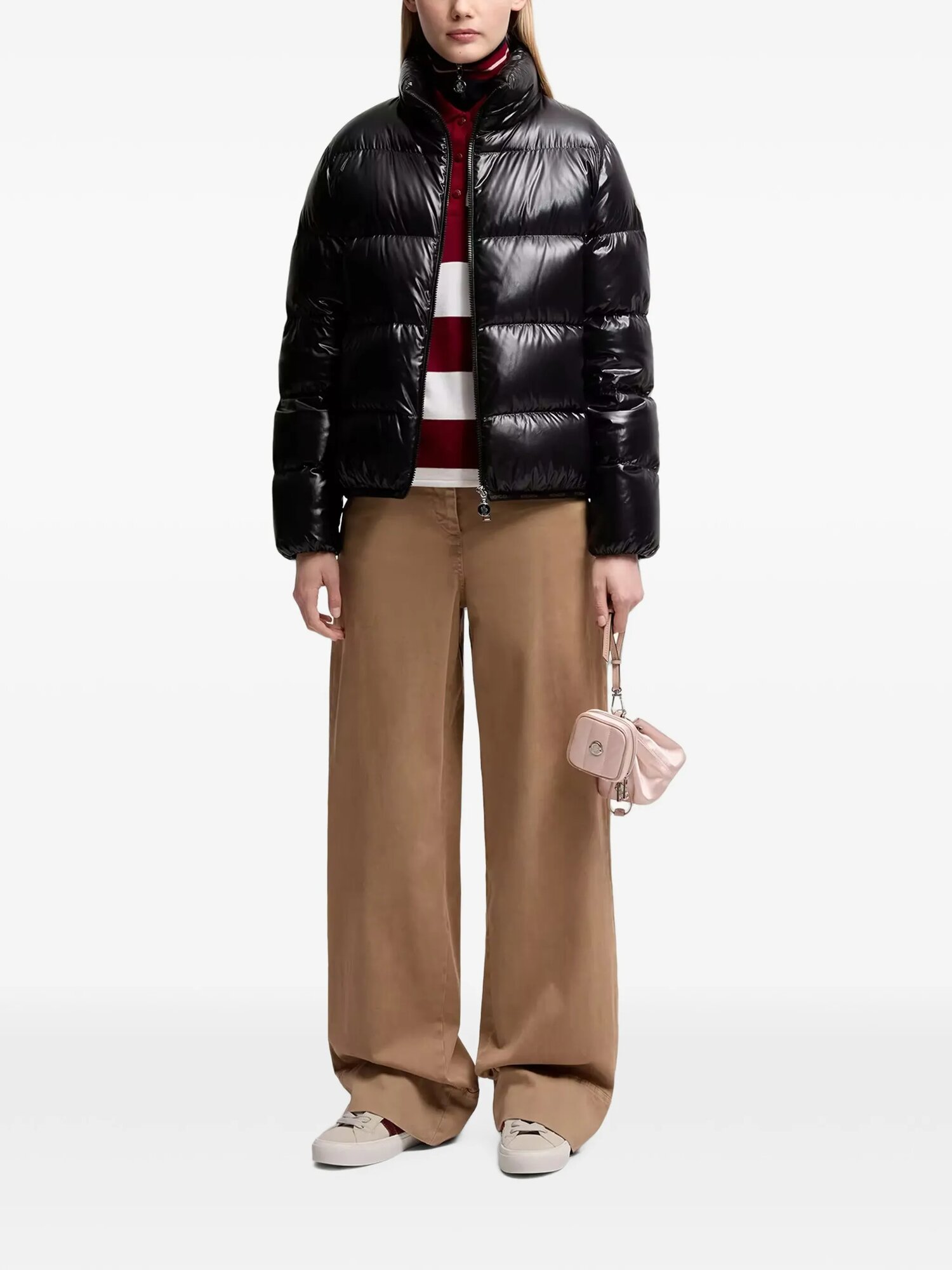 Куртка Moncler Abbadia quilted logo-patch jacket, размер 46, черный — фото 1