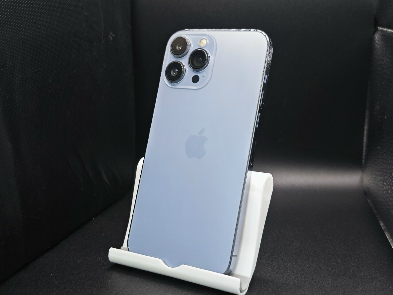 Смартфон Apple iPhone 13 Pro Max 512GB Sierra Blue (MLMW3RU/A) Б/У уценка