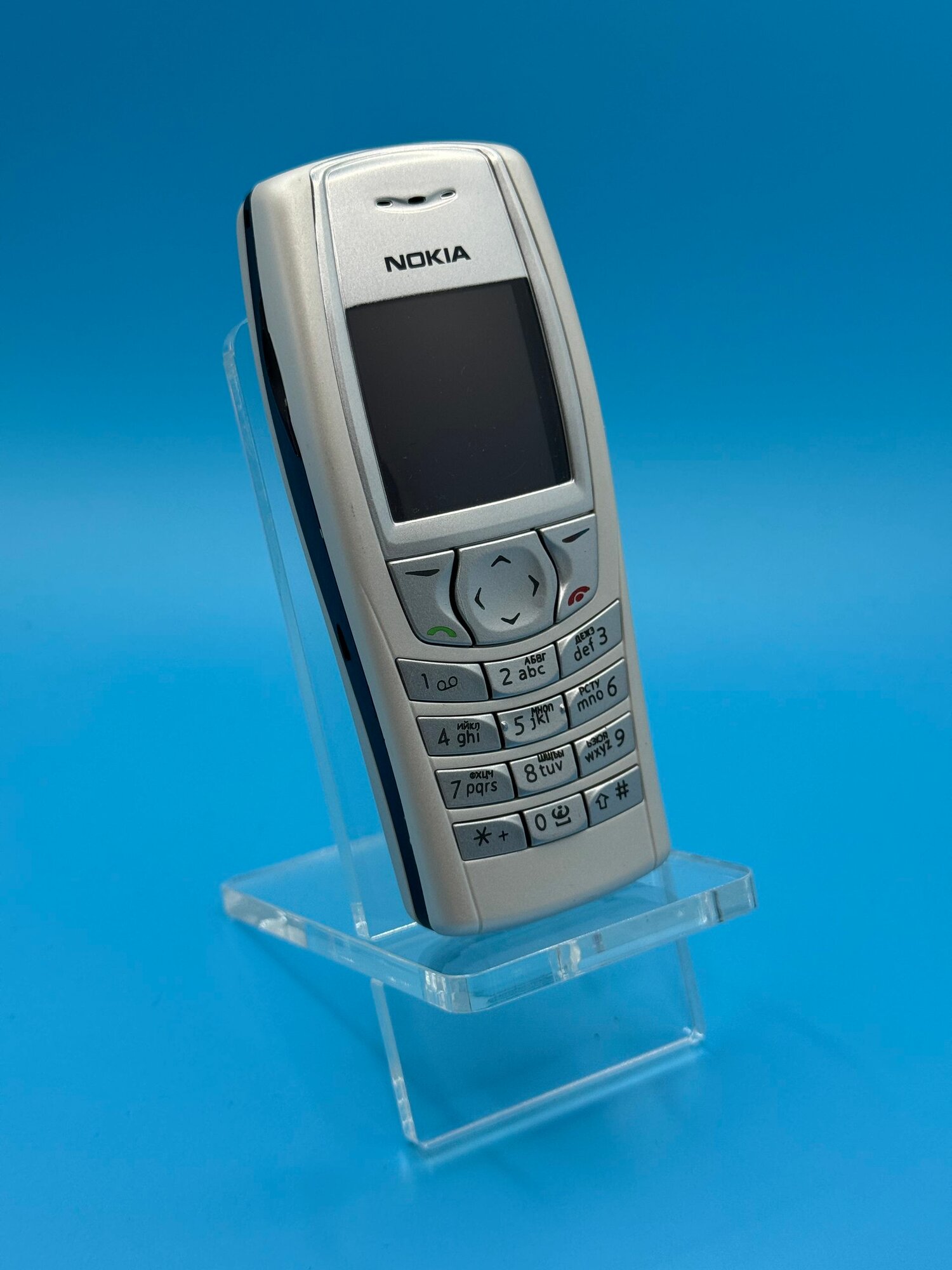 Мобильный телефон Nokia 6610