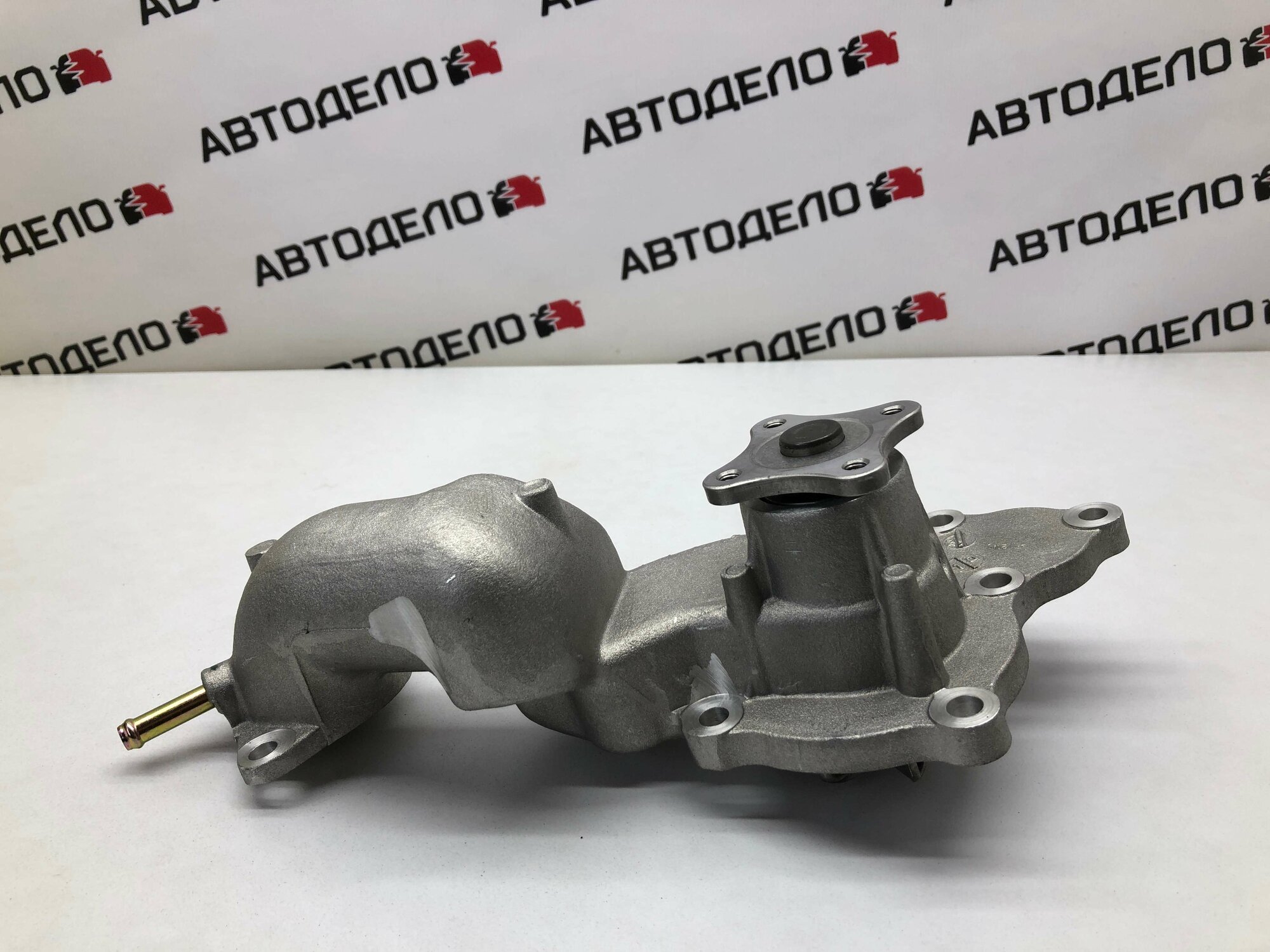 Помпа Nissan Maxima A32 2101097E00