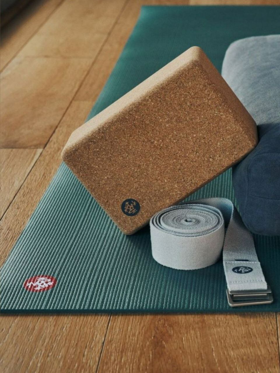 Пробковый блок для йоги Manduka 23*15*10 см - Cork Block