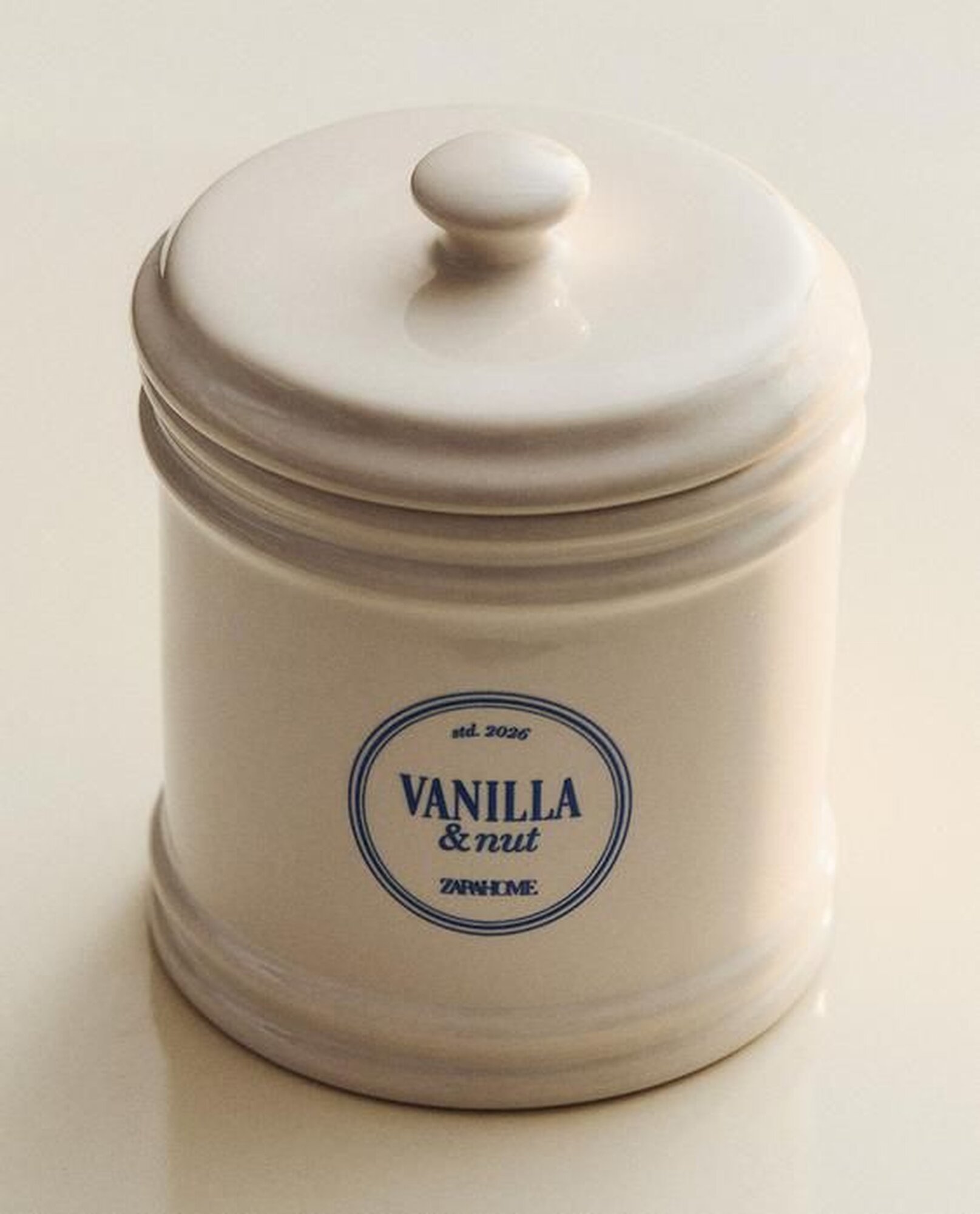 Ароматическая свеча ZARA HOME 4471/705/075 - аромат VANILLA & NUT (350 г)