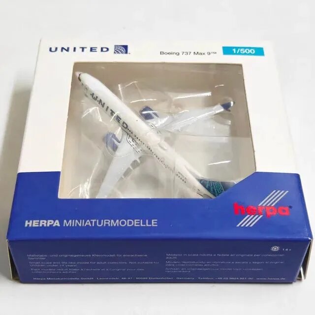 Модель самолета Herpa 737 Max 9 1:500 Модели автомобилей