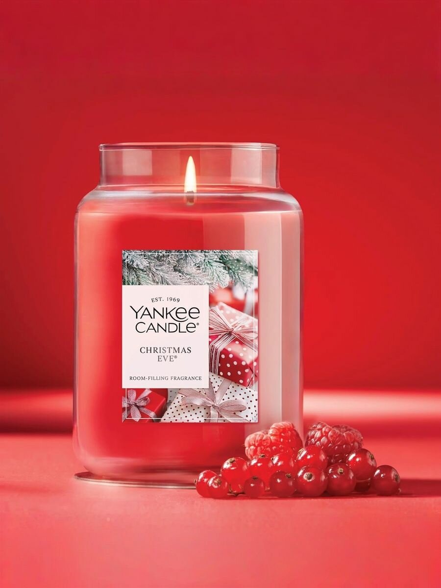 Ароматическая свеча Yankee Candle в канун Рождества Christmas Eve (623гр)