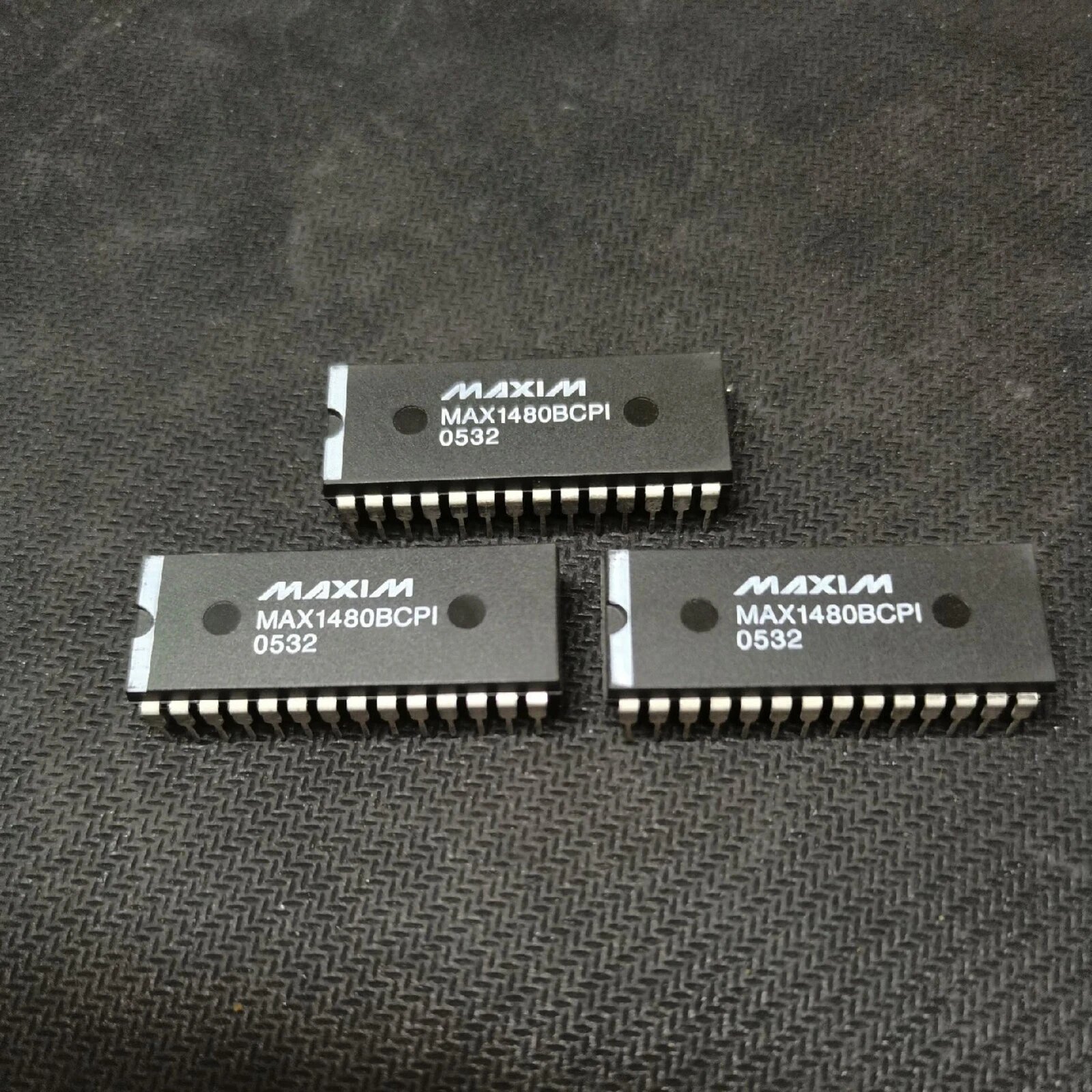 1 шт. MAX1480BCPI DIP28 — полный изолированный интерфейс передачи данных в корпусе DIP-28