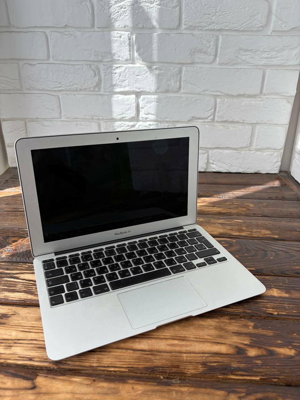 Ноутбук Apple MacBook AIr 11 Late 2010, Intel core 2 Duo, SSD 64 gb, RAM 2 gb, Silver, MacOS