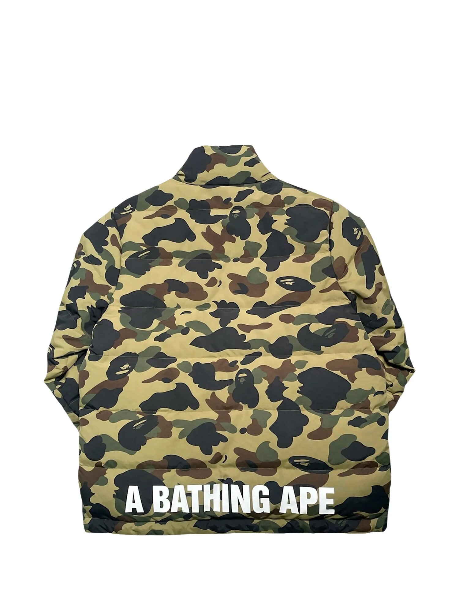 Пуховик A BATHING APE 1st Camo, размер 48 — фото 1
