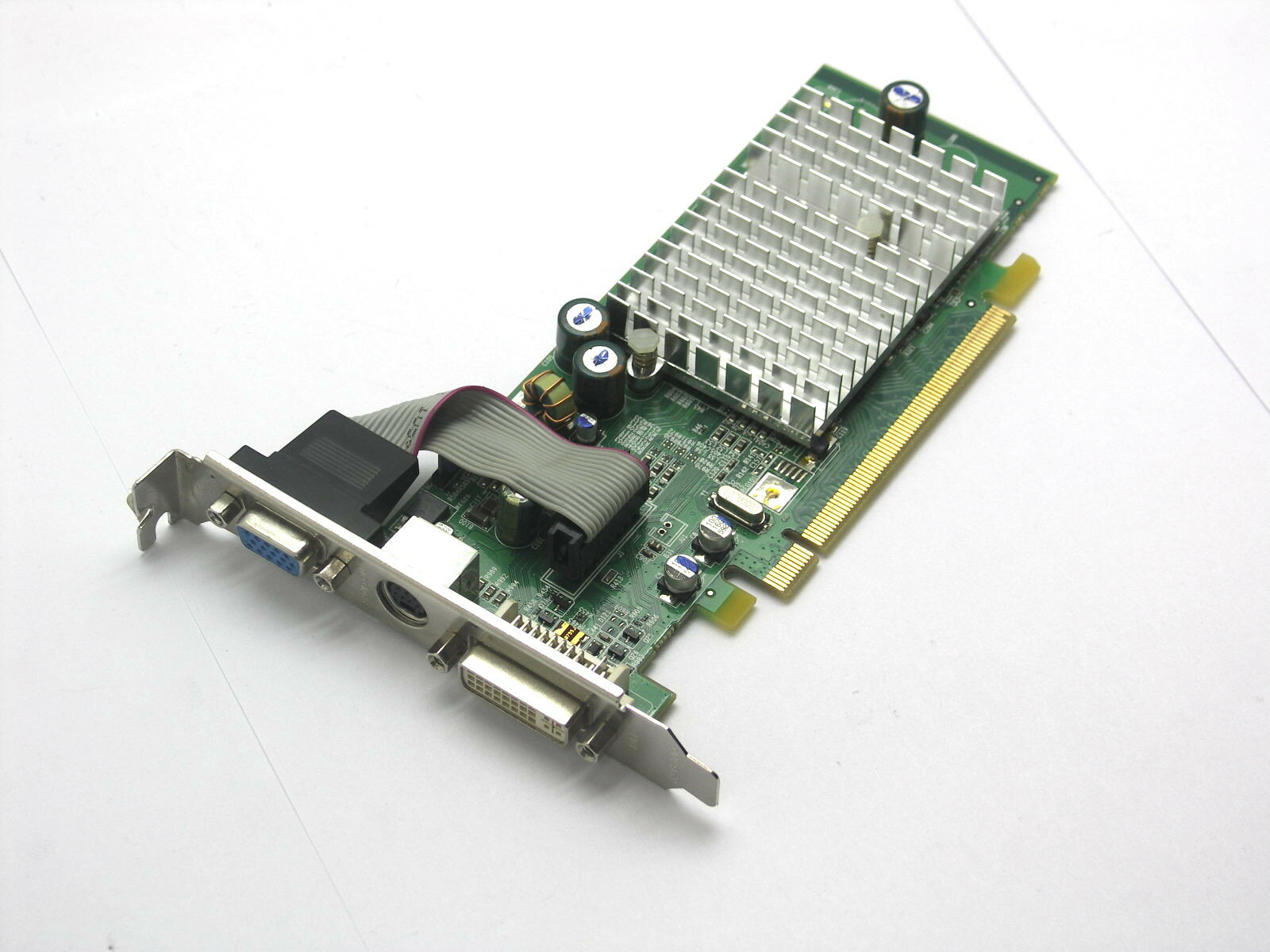 Видеокарта 128Mb Radeon X300, PCI-E