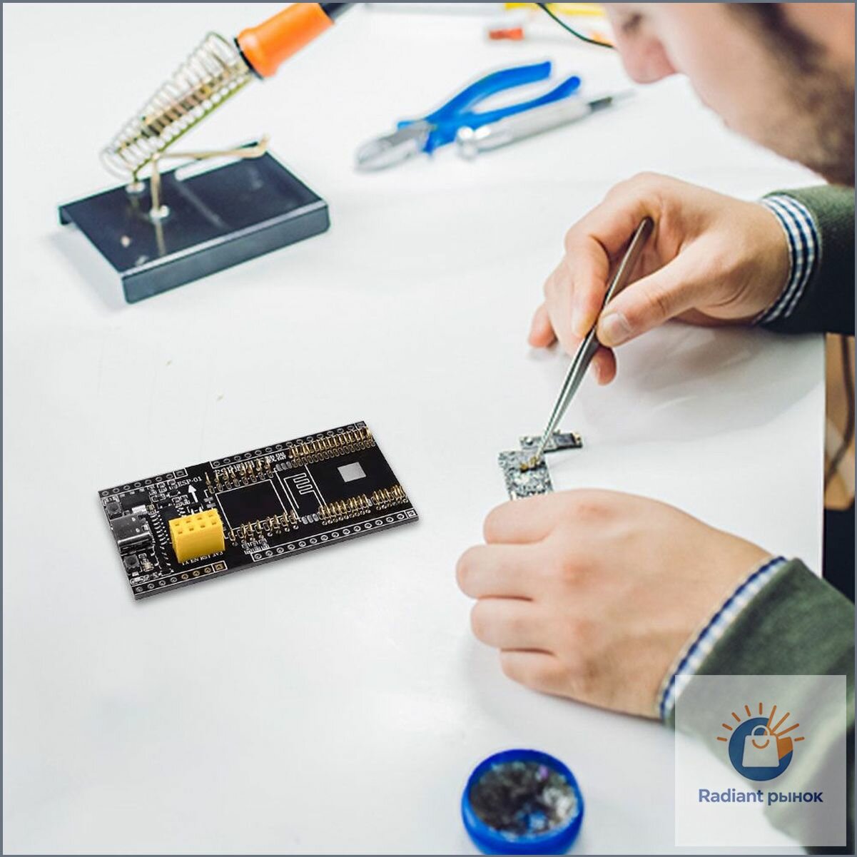 Программатор для модулей ESP8266 и ESP32 с индикаторами режимов программирования — фото 1