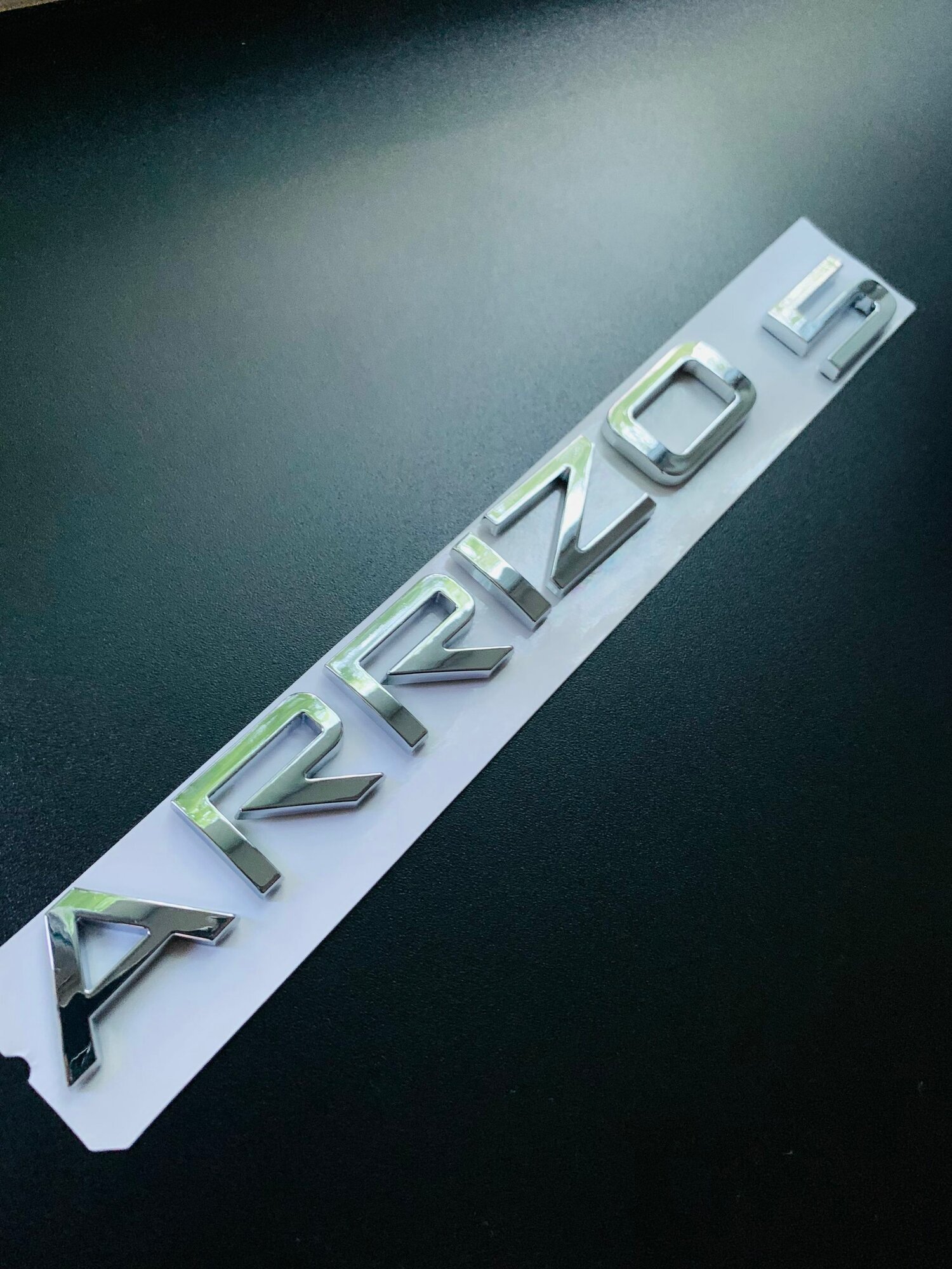 Надпись на крышку багажник Chery Arrizo 5 хром. Эмблема шильдик Чери Арризо 5 20см 1шт