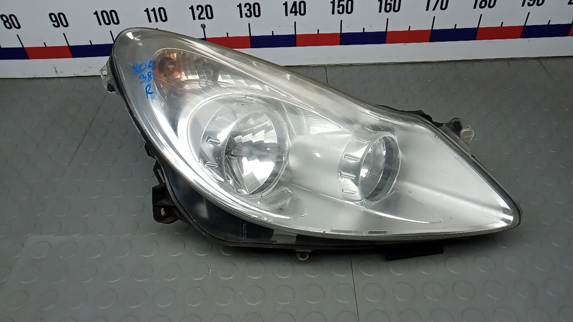 Фара правая OPEL CORSA D