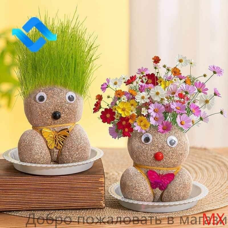 Кукла с травой на головеЦветущая кукла на голове
