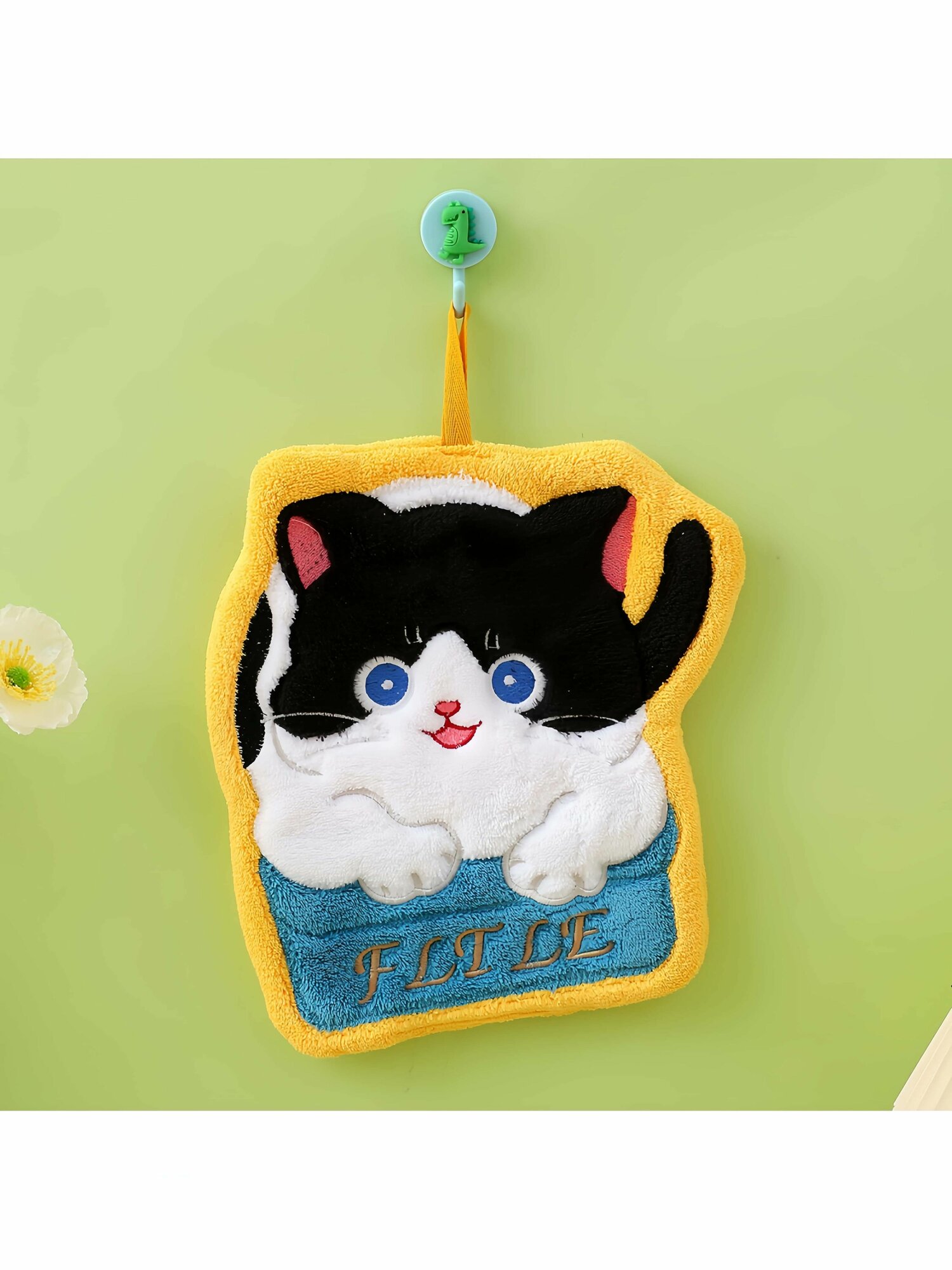 Мягкое полотенце из кораллового флиса с милым котёнком Супервпитывающее, не линяет, без ворса Безопасно для детей, 23x22 см С удобной петелькой для подвешивания