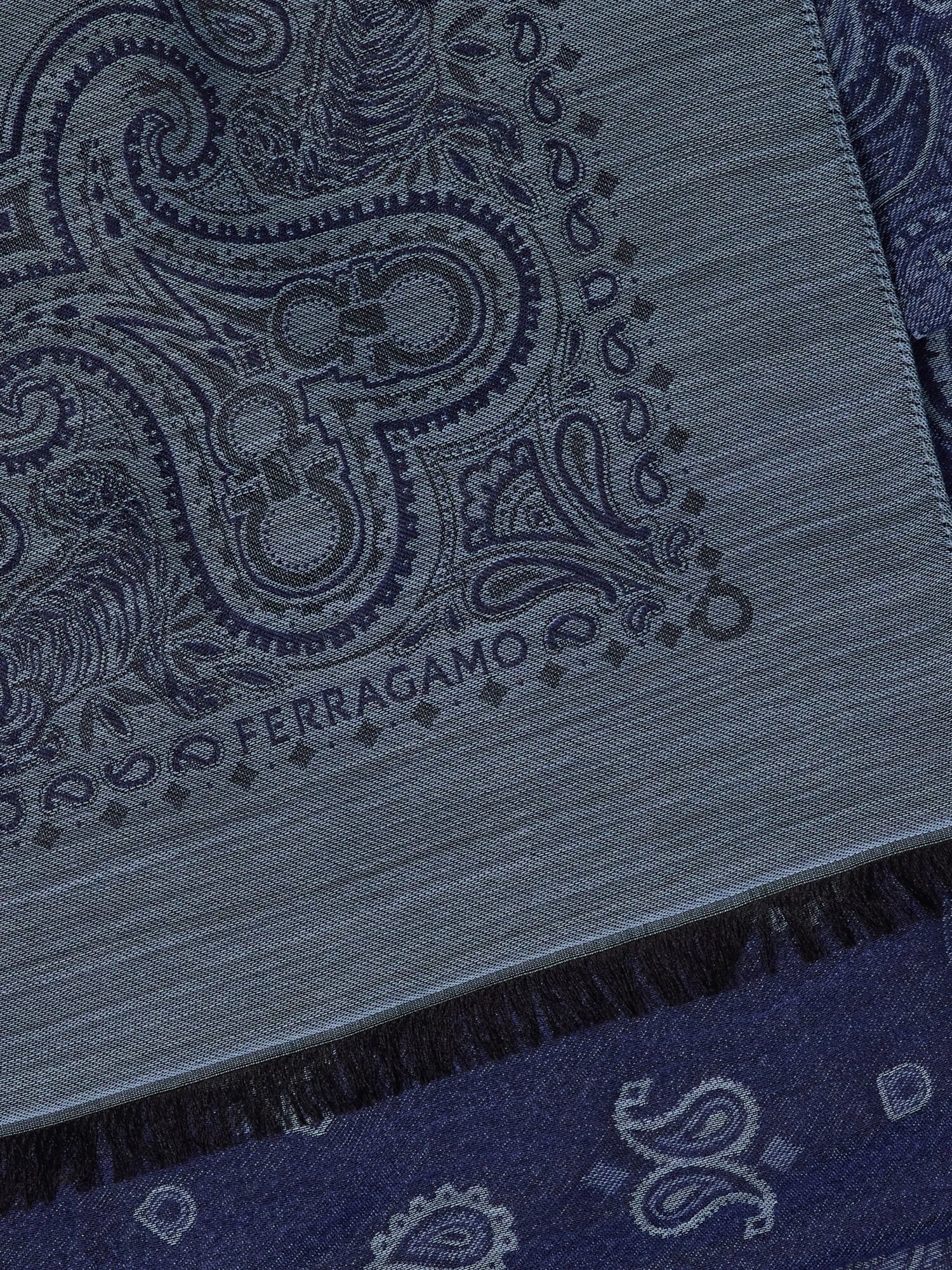 Шарф Ferragamo Arabesque для мальчиков — фото 1