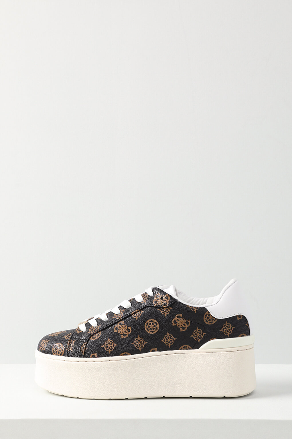 Кроссовки GUESS, размер 41, коричневый
