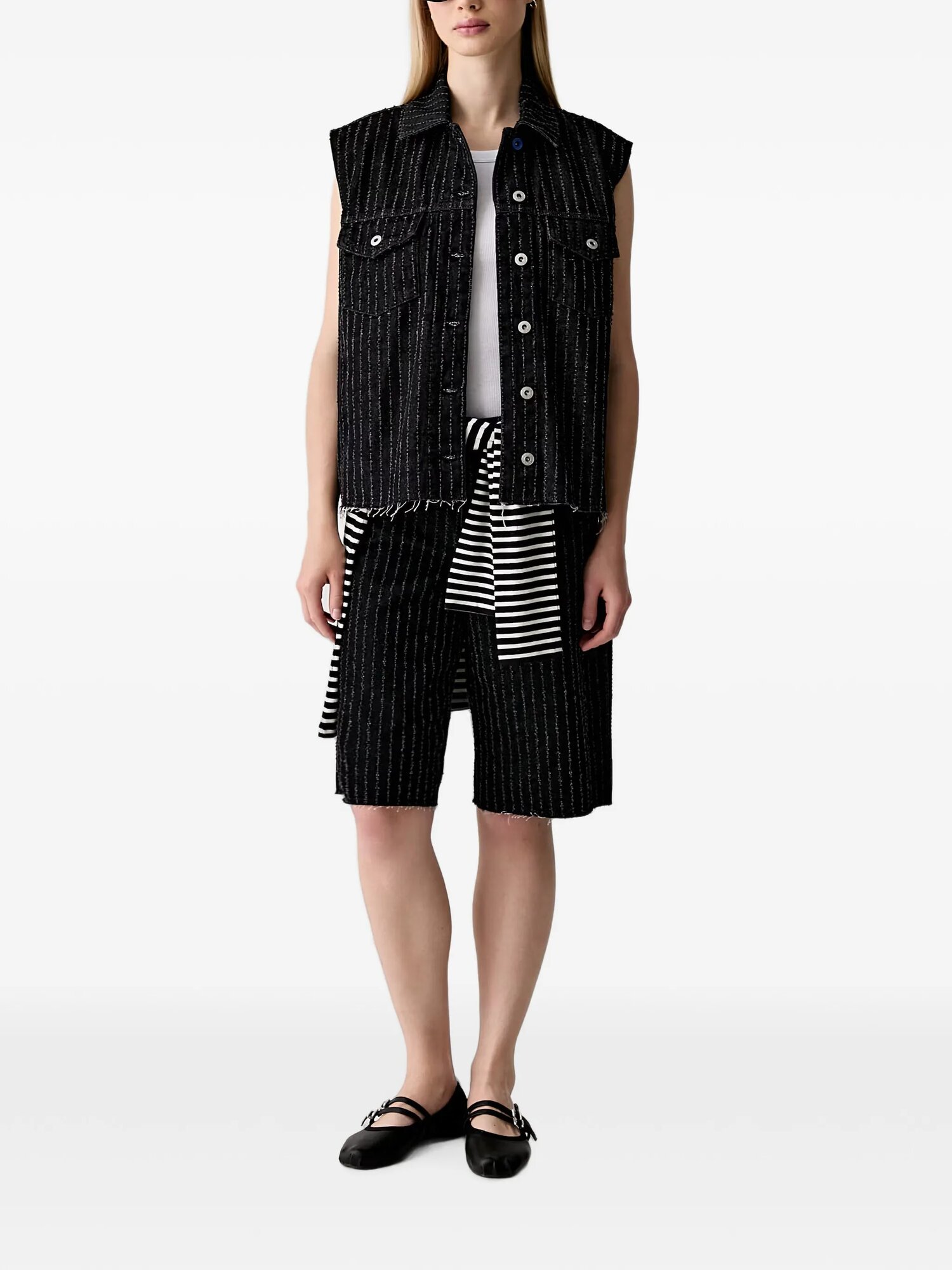 Куртка KARL LAGERFELD JEANS Pinstripe-pattern sleeveless jacket, размер 32 — фото 1