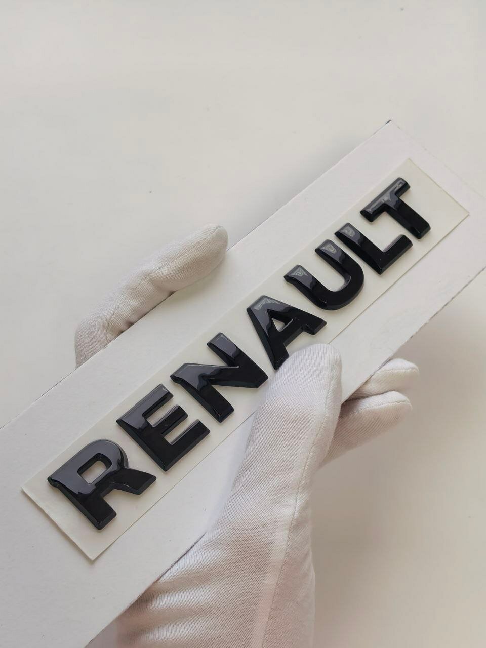 Надпись Renault 155*20 мм шильдик эмблема Renault Рено логотип