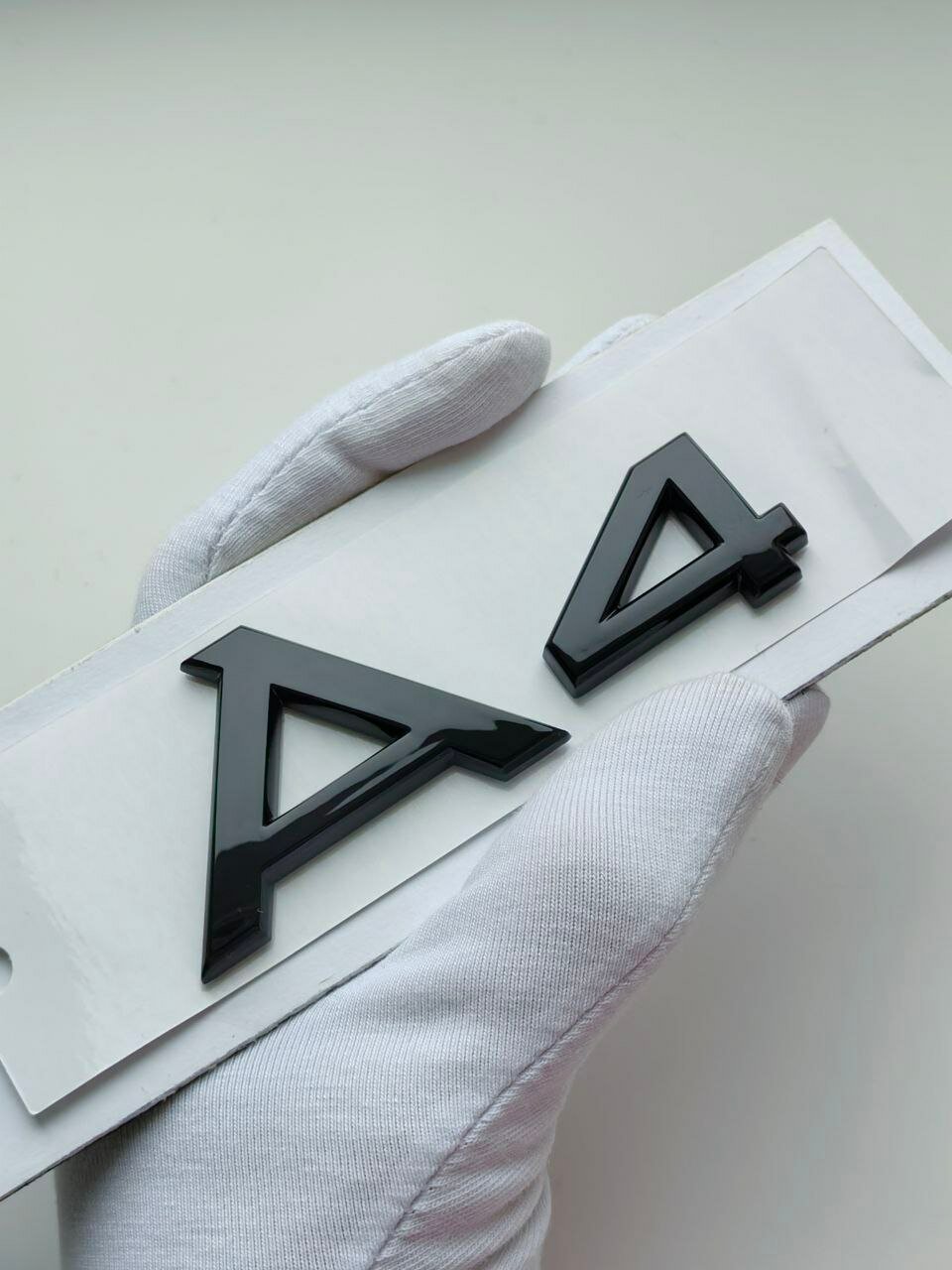 Надпись A4 86*36 мм, шильдик Audi, эмблема Ауди, значок на автомобиль