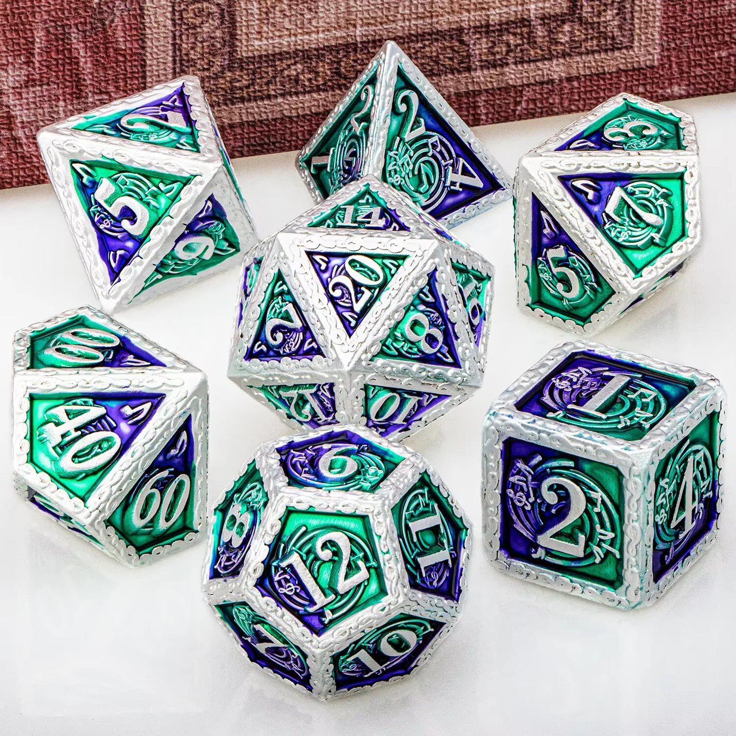 Металлические кубики для D&D MT-12