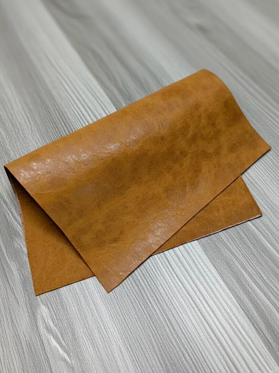 Натуральная свиная кожа. Отрез кожи 20×15 см. Тонкая коричневая кожа. — фото 1