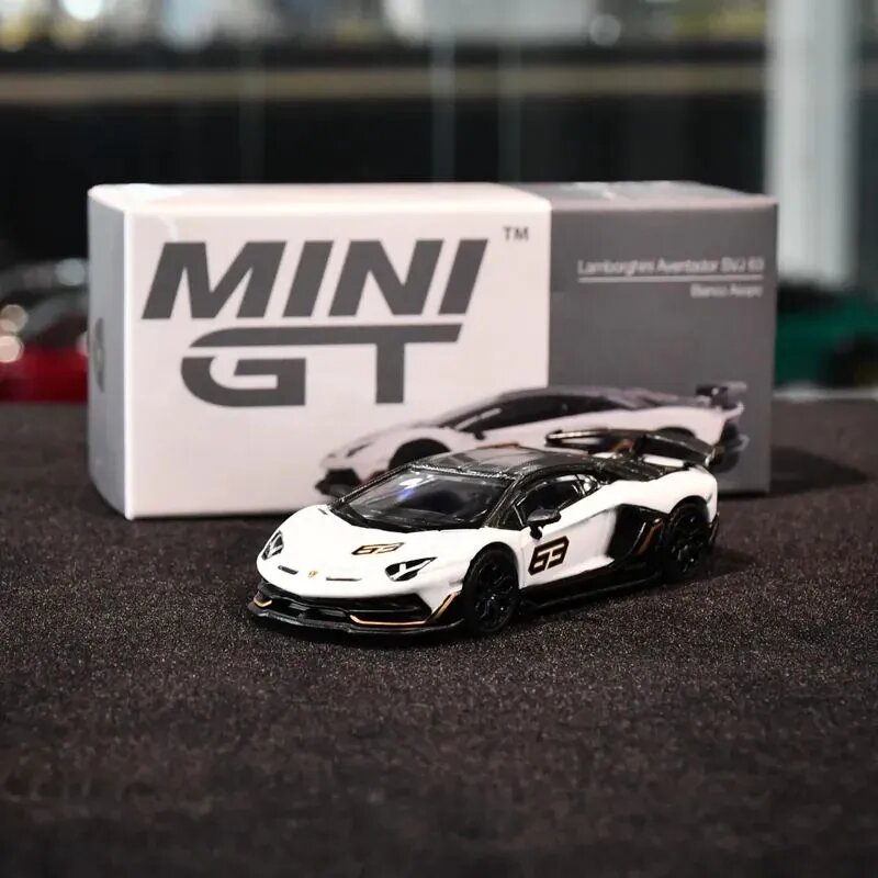 MINI GT 1:64 #842 Lamborghini Aventador SVJ 63 Bianco Asopo Коллекционная машинка