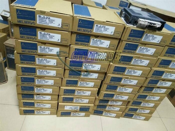 Модуль Mitsubishi Servo Drive MR-J2S-700B-PD030