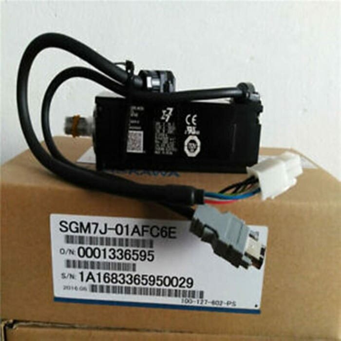 Модуль YASKAWA SGM7J-01AFC6E