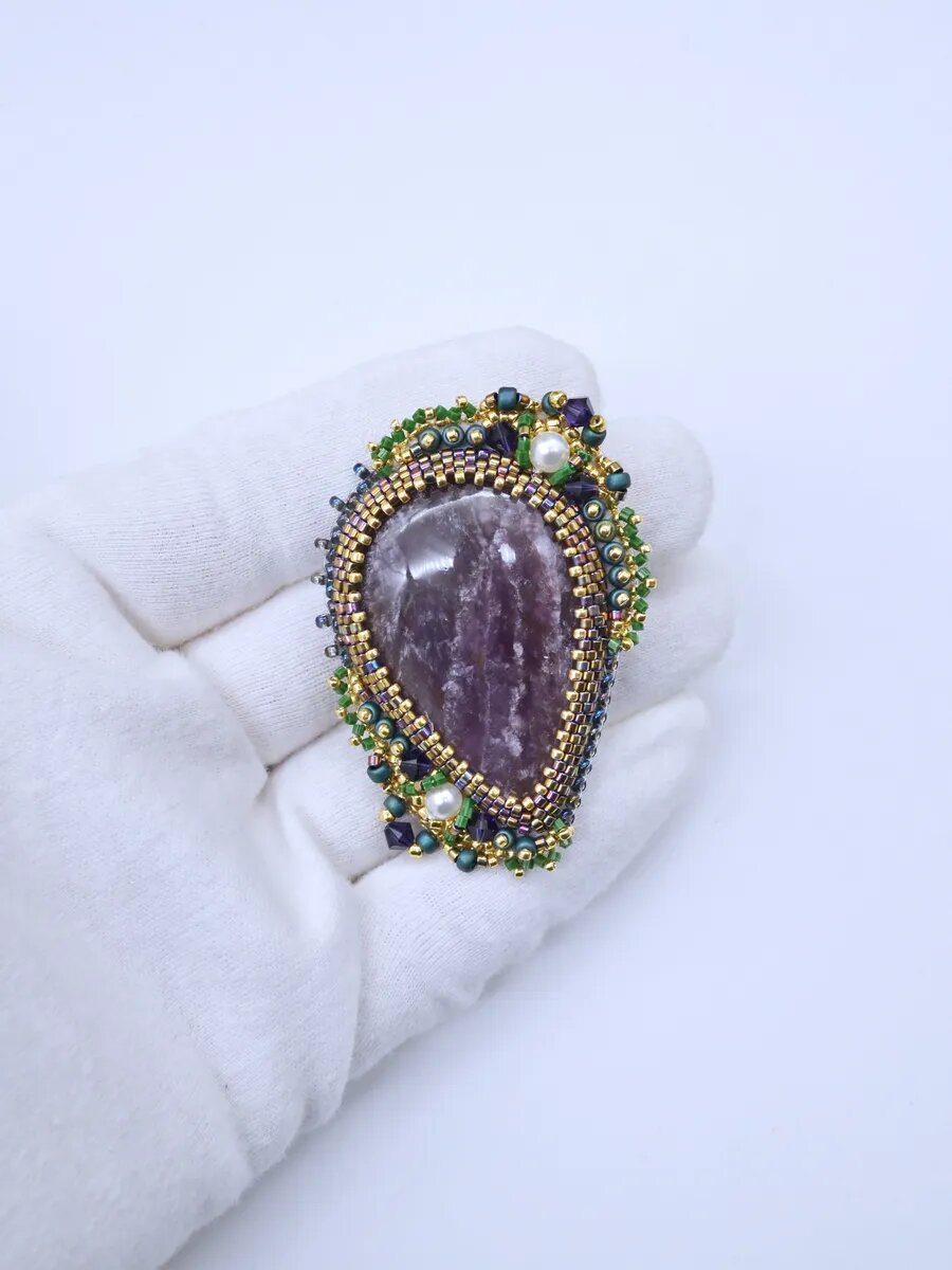 Брошь, кристаллы Swarovski, аметист, кристалл