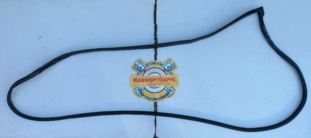 Уплотнитель двери передней правой Ниссан Кашкай 2 Б/У с пробегом