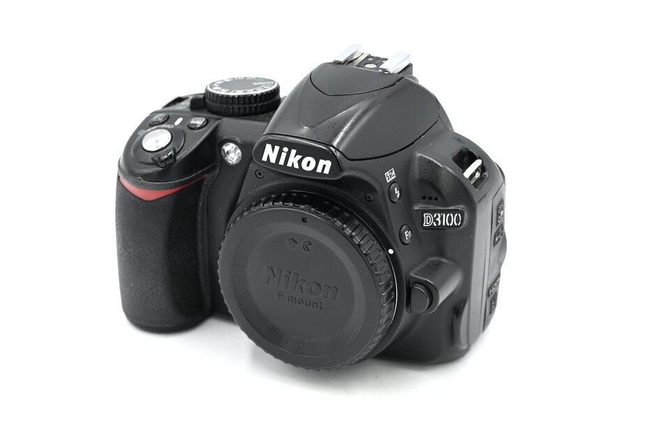 Зеркальный фотоаппарат Nikon D3100 Body