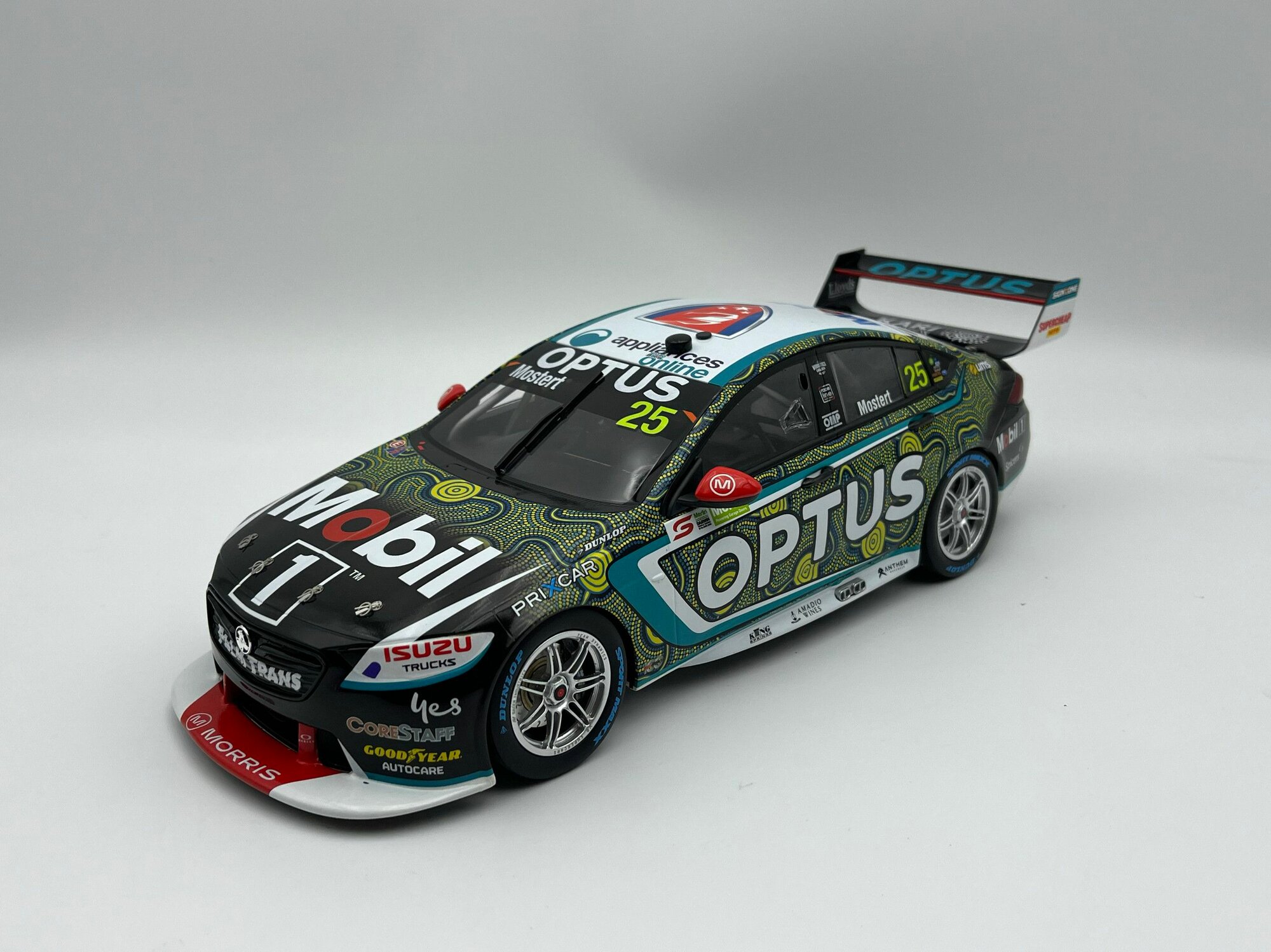 Аутентичная модель автомобиля Holden Australian Small Crown Rally Car из смолы в масштабе 1:18