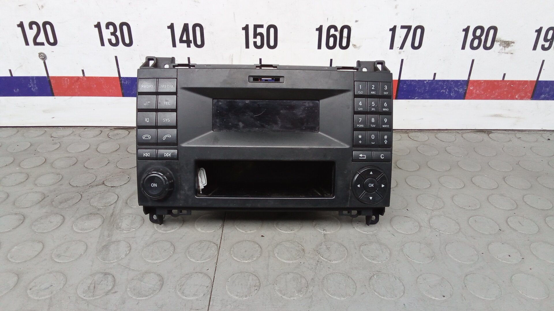 Магнитола MERCEDES BENZ SPRINTER 2