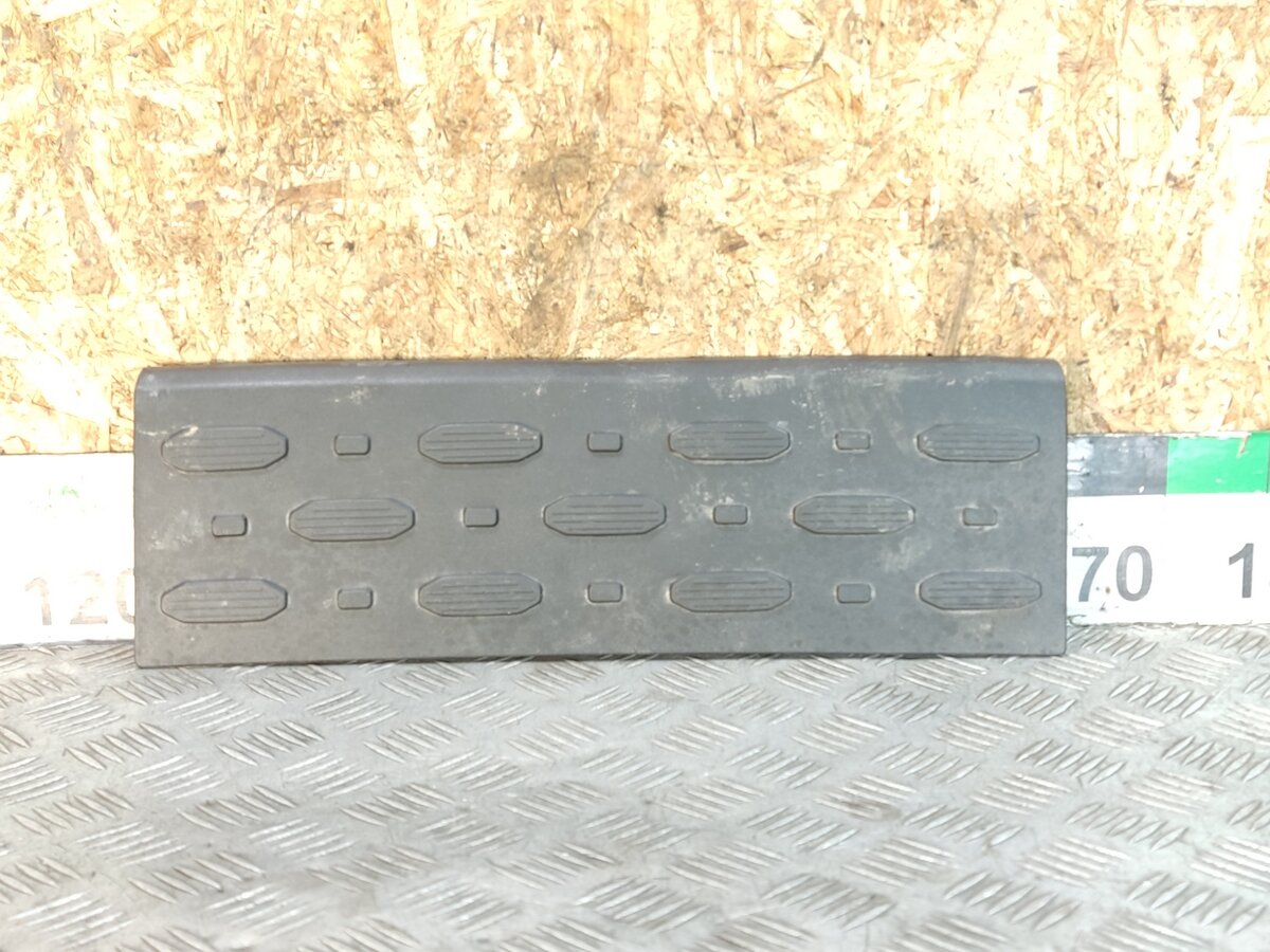 Накладка бампера заднего TANK 300 2021-2026 2804241XKM01A