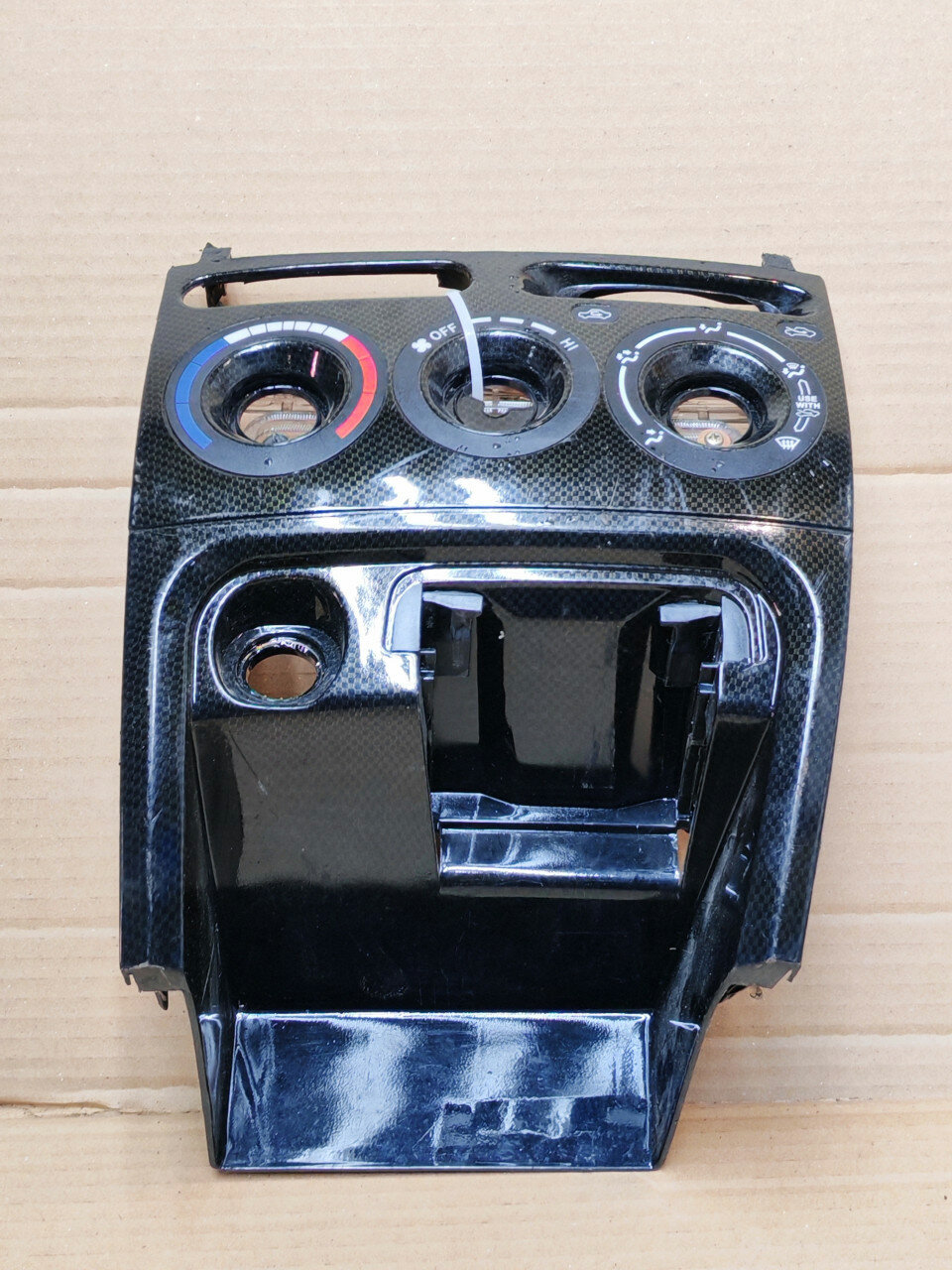 Консоль передняя Geely MK