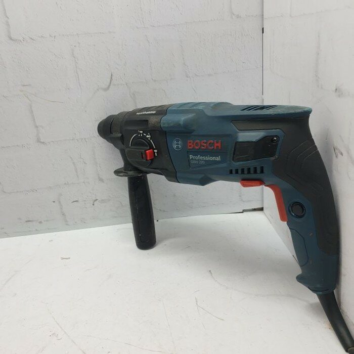 Перфоратор Bosch GBH 220 — фото 1