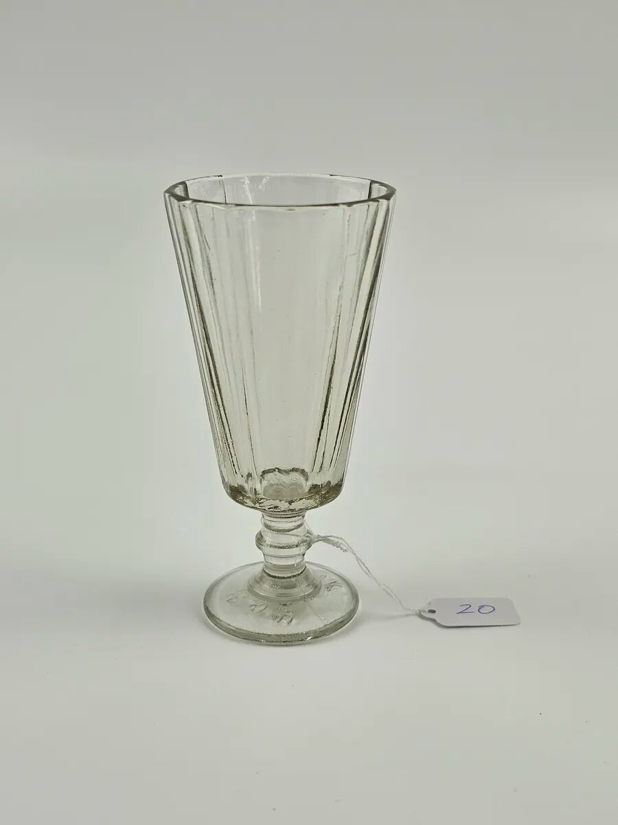 Рюмка толстое стекло. Лафитник. арт19. СССР