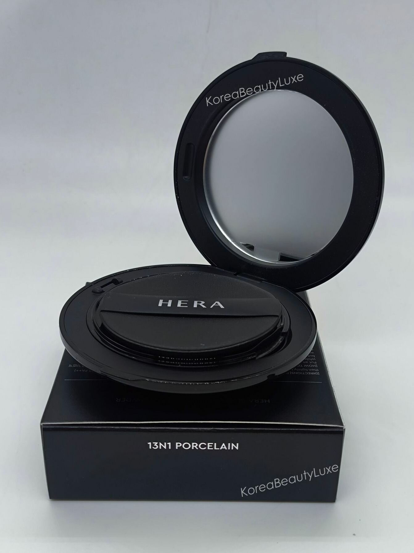 HERA Люкс Пудра Кушон Black Cushion Mesh Powder 13N1 10г