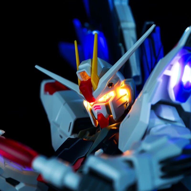 Световой комплект MG93 Freedom 2.0 для моделей Гандам 1/100 от Bandai, включает проводку и светодиодные ленты — модель