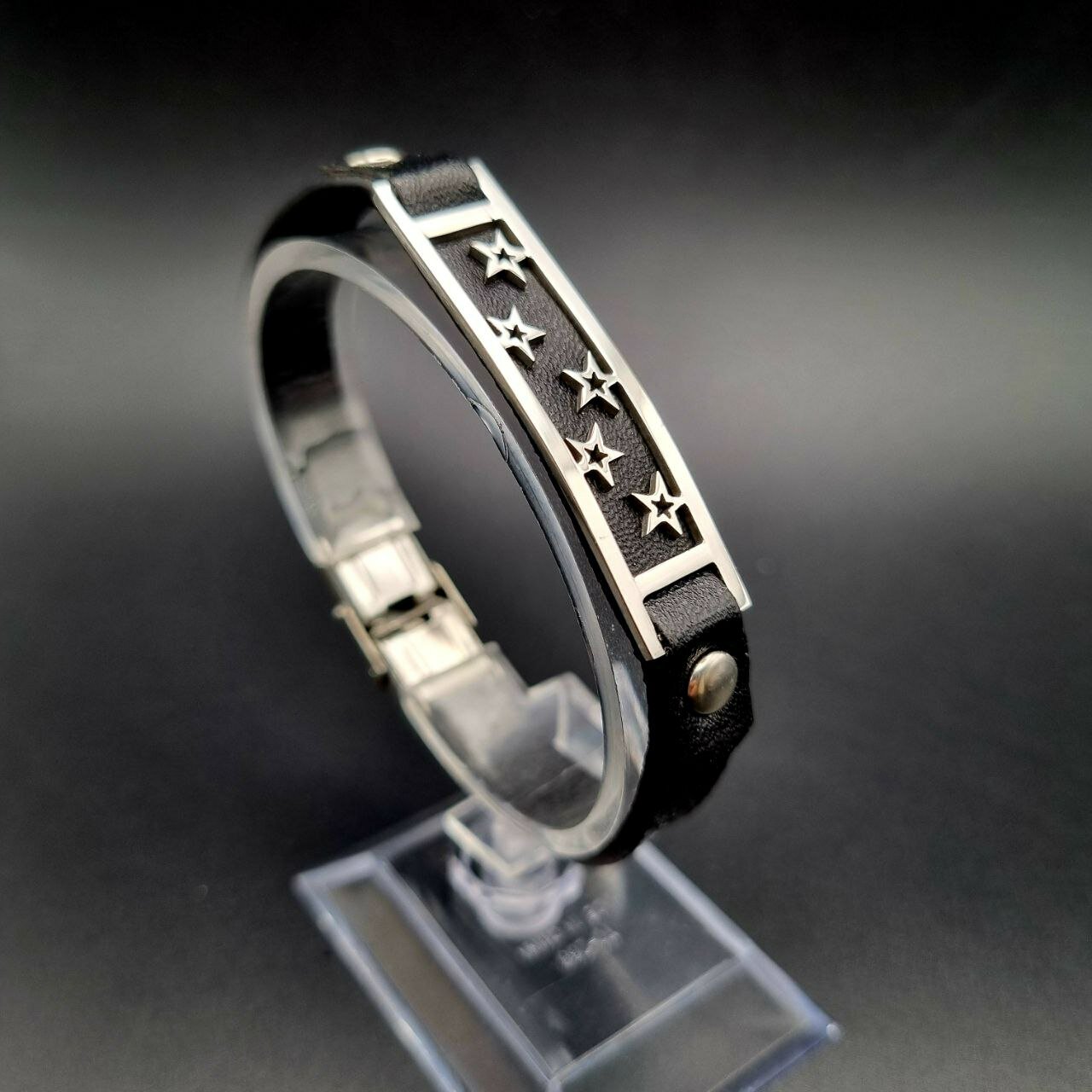 Жесткий браслет, металл