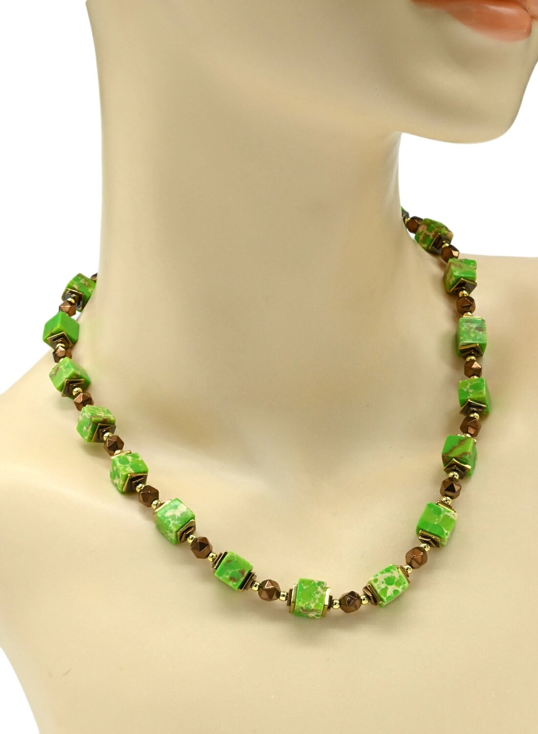 Бусы, гематит