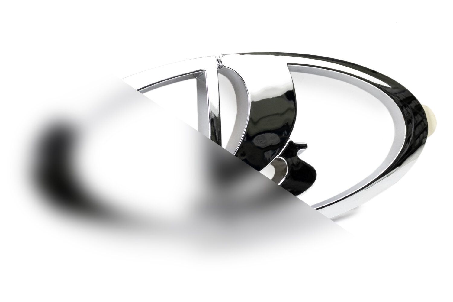 Шильдик хром Ладья старого образца на решетку радиатора для Лада Приора и на решетку и крышку багажника для Гранта, Калина 2