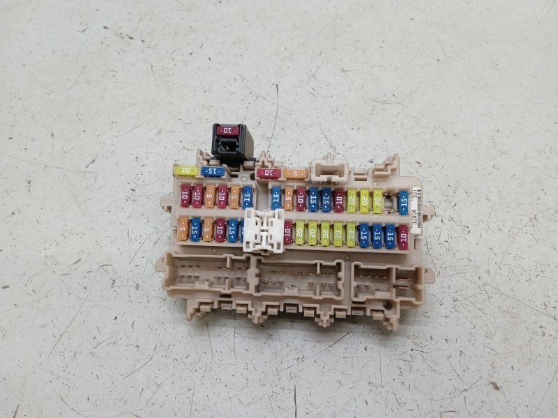 Б/У Инфинити Джей Икс 35 салонный Блок предохранителей Infiniti JX35, QX60 2013 L50 211833 NISSAN арт. 243503JA0A