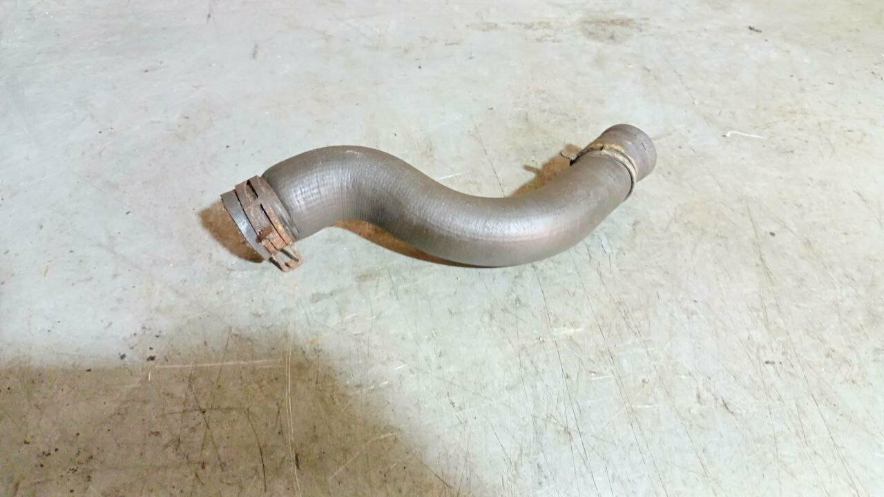 Патрубок охлаждения Chrysler Voyager 4 (2000 - 2004)