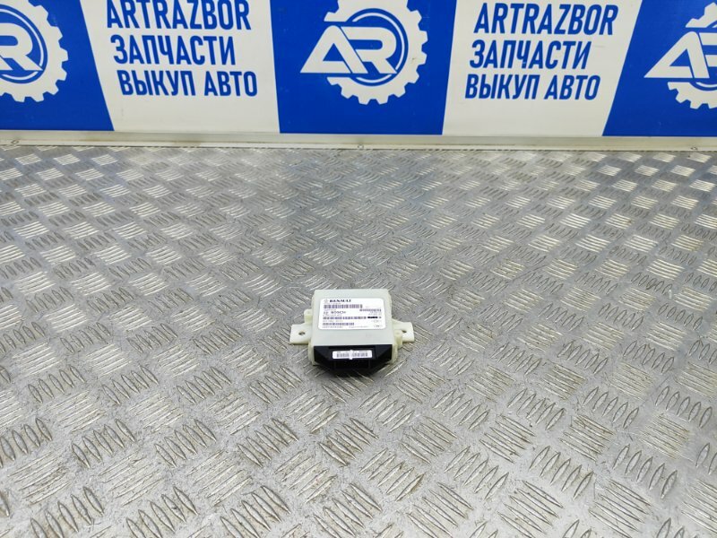 Б/У Блок управления полным приводом Renault Kaptur / Рено Каптюр 2.0 F4RE410 143 Л.С 2018