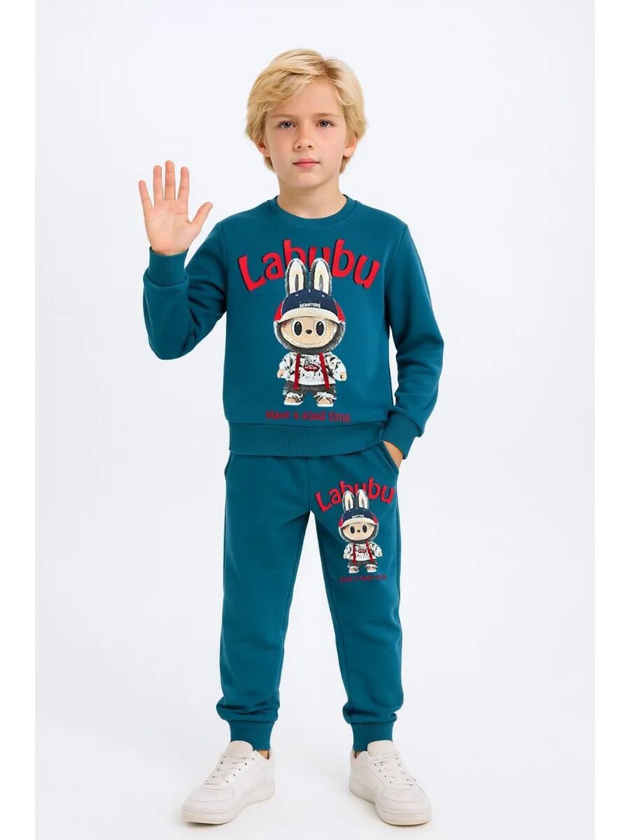 Комплект одежды