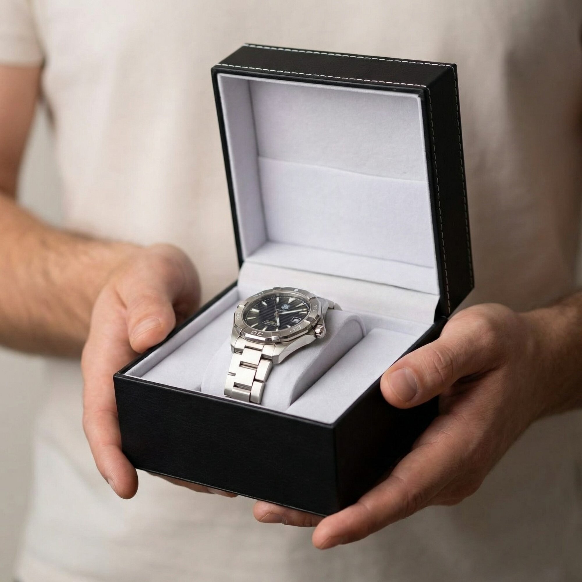 Коробка подарочная для часов и ювелирных украшений