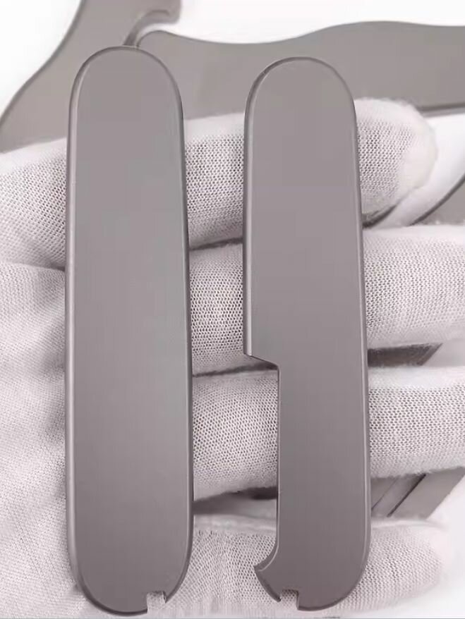 Накладки на рукоять Victorinox 91 мм из титанового сплава TC4 (для модификации)
